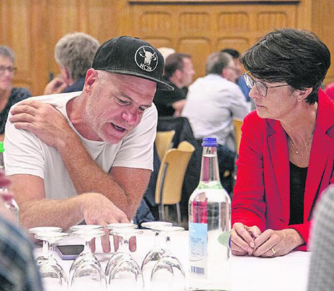 Einstimmung auf die Nationalratswahlen: politische runde Tische mit ...